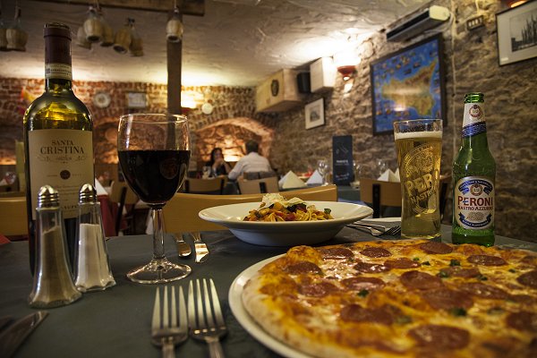 EAT Swindon | Eating Out, Restaurants & Takeaway in Swindon