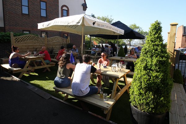 EAT Swindon | Eating Out, Restaurants & Takeaway in Swindon