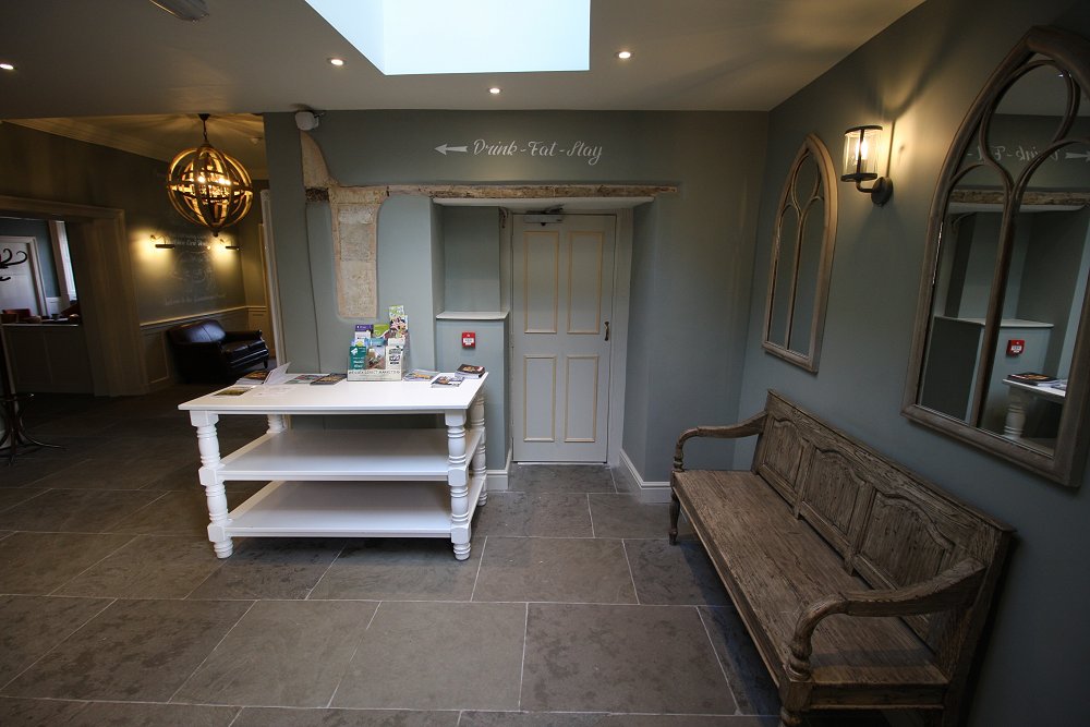 Gallery | The Lansdowne, Calne, hotel, restaurant, bar & function rooms ...