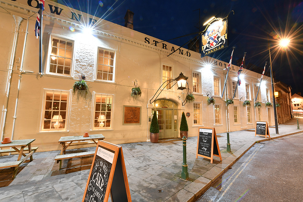 Gallery | The Lansdowne, Calne, hotel, restaurant, bar & function rooms ...