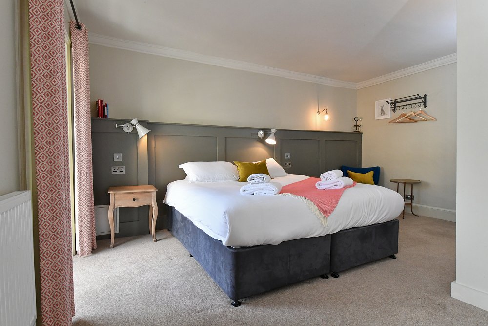 Gallery | The Lansdowne, Calne, hotel, restaurant, bar & function rooms ...