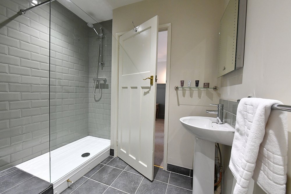 Gallery | The Lansdowne, Calne, hotel, restaurant, bar & function rooms ...