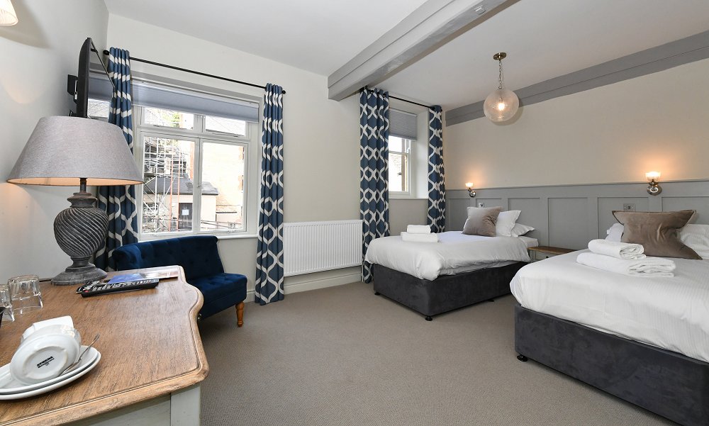 Gallery | The Lansdowne, Calne, hotel, restaurant, bar & function rooms ...