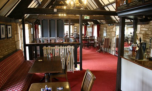 Lechlade Accommodation/Bed/Breakfast/Swindon | Riverside Pub, Lechlade ...