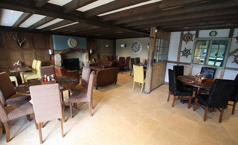 Lechlade Accommodation/Bed/Breakfast/Swindon | Riverside Pub, Lechlade ...