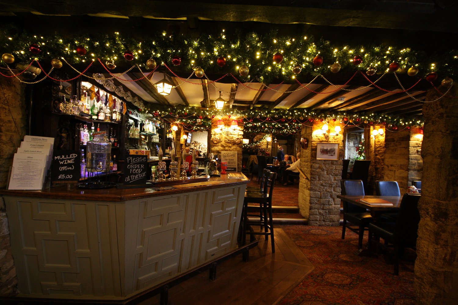 The Highwayman | pub food & Sunday lunch near Cirencester on the A417