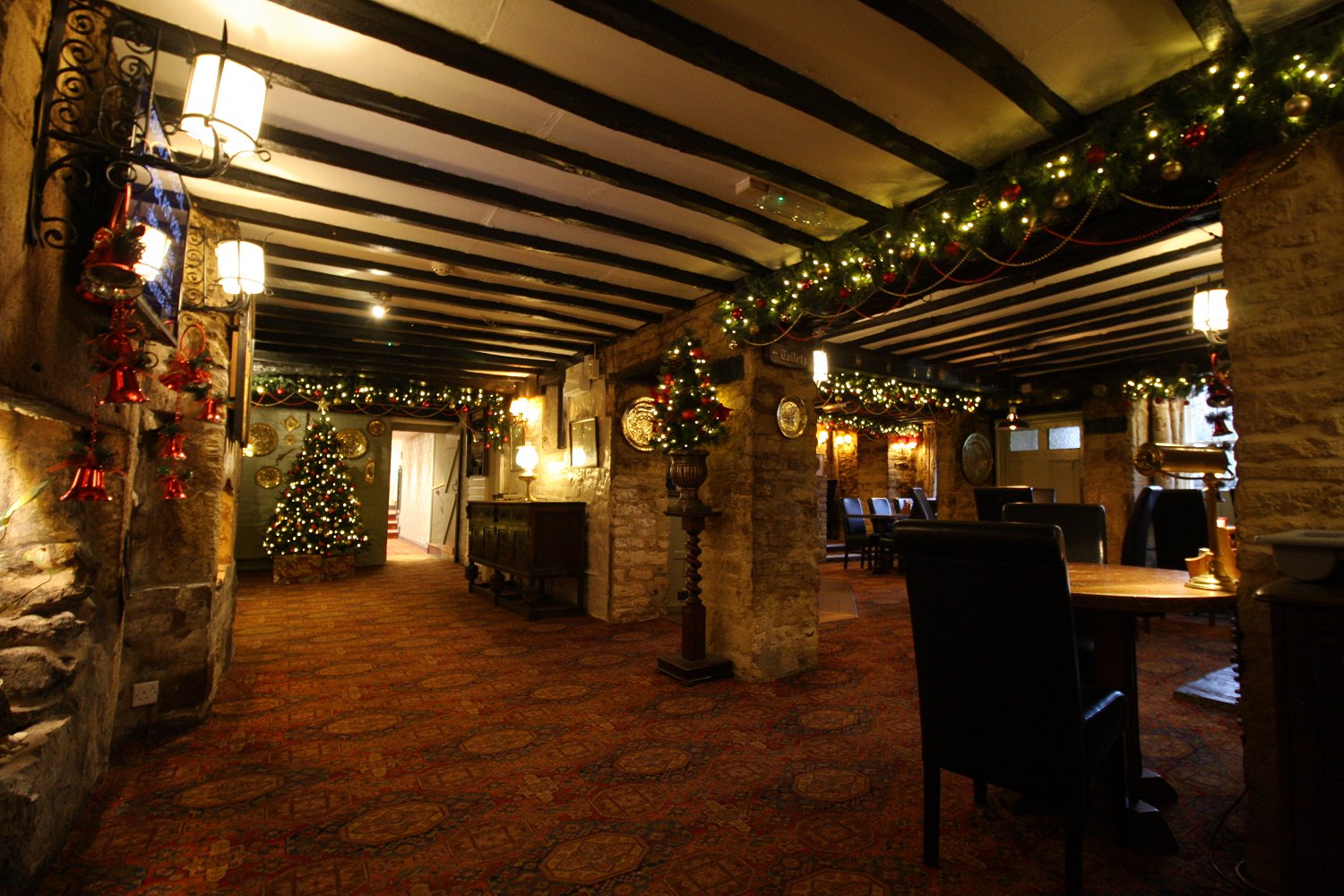 The Highwayman | pub food & Sunday lunch near Cirencester on the A417